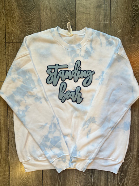 CURSIVE STANDING BEAR - BLUE DYED CREW – H.FLYNN