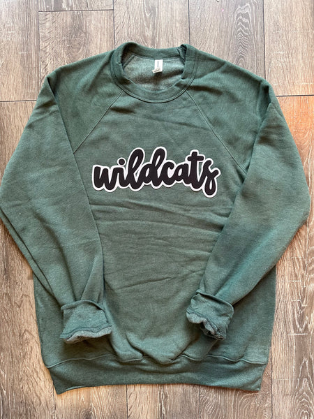 MODERN CURSIVE WILDCATS - GREEN SPONGE CREW – H.FLYNN