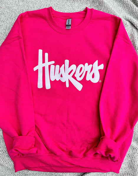HUSKERS SCRIPT - HOT PINK CREW – H.FLYNN