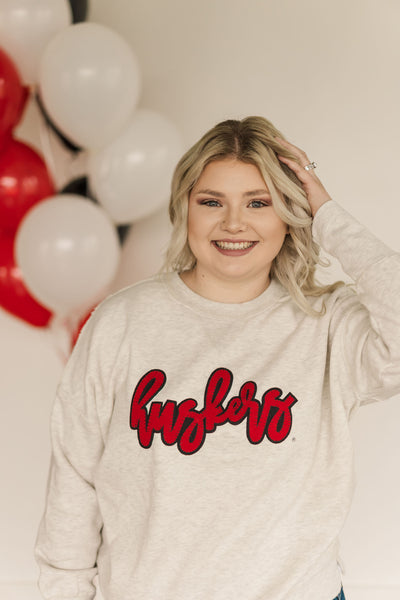 CURSIVE HUSKERS - IVORY SUEDED CREW – H.FLYNN